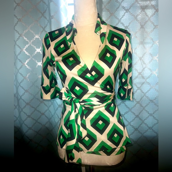 Diane Von Furstenberg | Tops | Vintage Dvf Wrap Top Absolutely Gorgeous ...